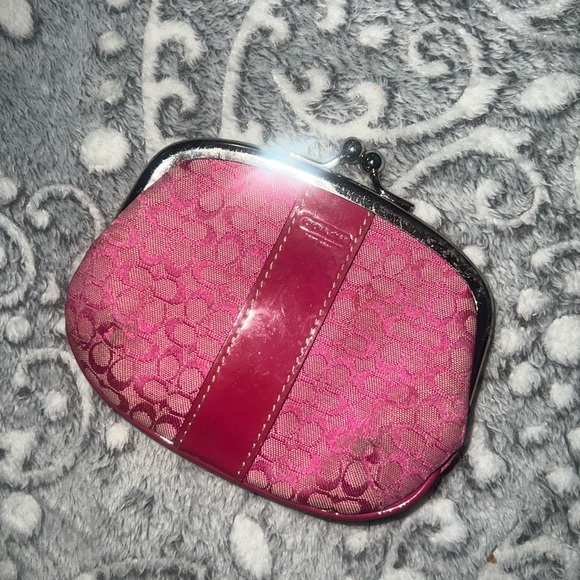Coach | Bags | Coach Signature Hot Pink Canvas Kisslock Coin Purse ...